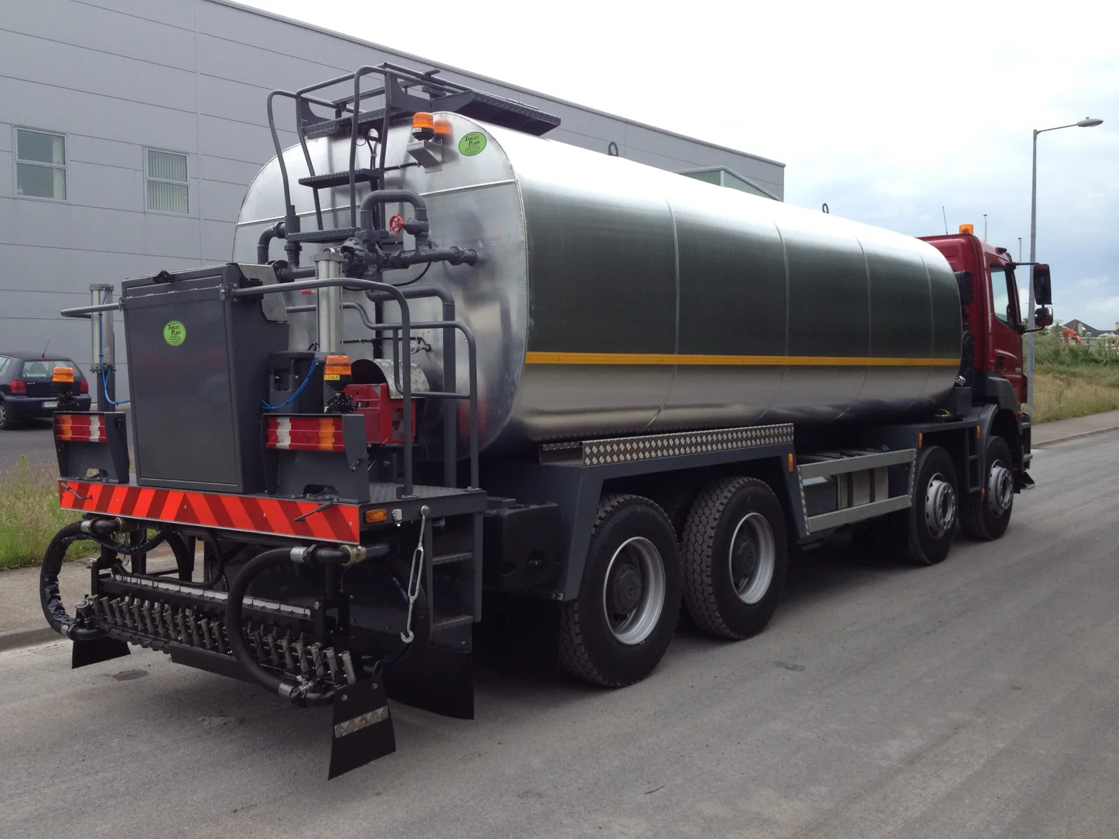 Bitumen sprayer - Sai System and Control